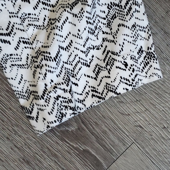 Kenar | Pants & Jumpsuits | Keane Printed Capri Pants | Poshmark